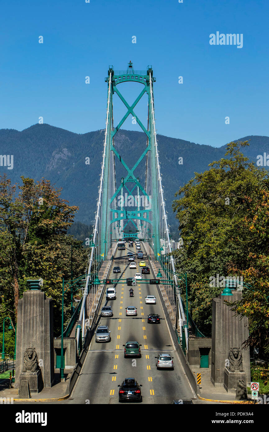 Lionsgate bridge hi-res stock photography and images - Alamy