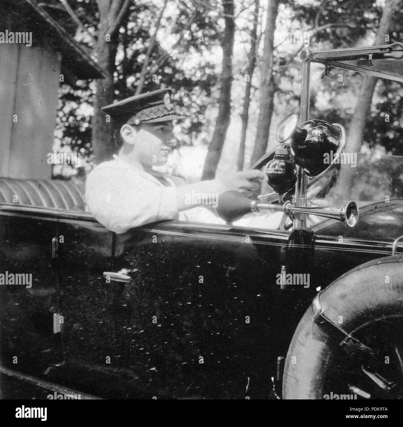 2 Automobile, chauffeur, portrait Fortepan 4929 Stock Photo - Alamy