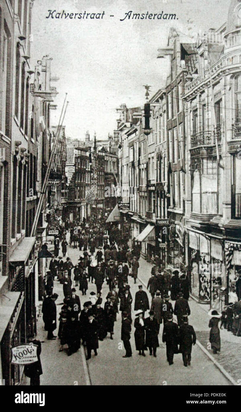 Kalverstraat hi-res stock photography and images - Alamy