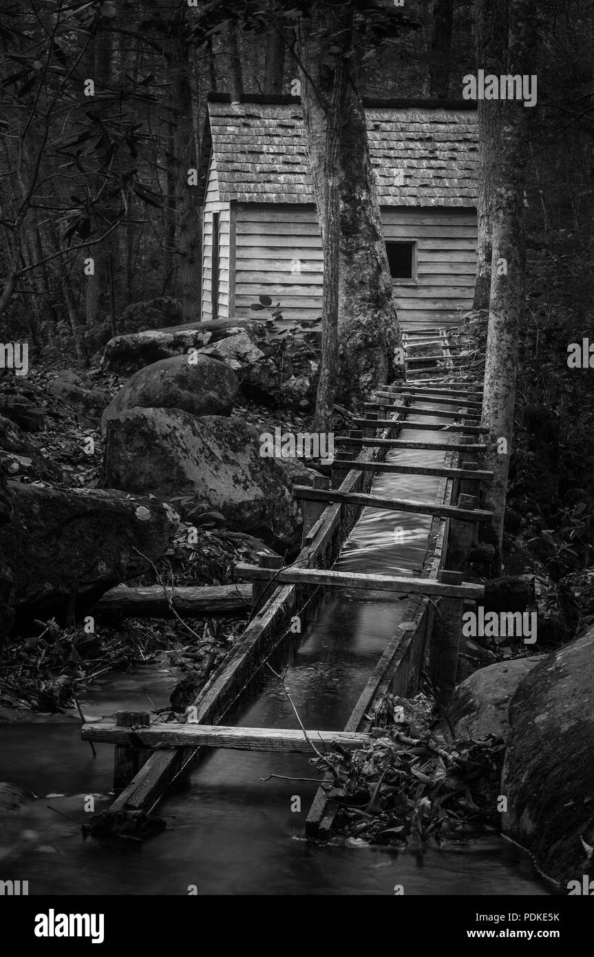 mill, wooden flume, Alfred Reagan Place, Roaring Fork Motor Nature ...