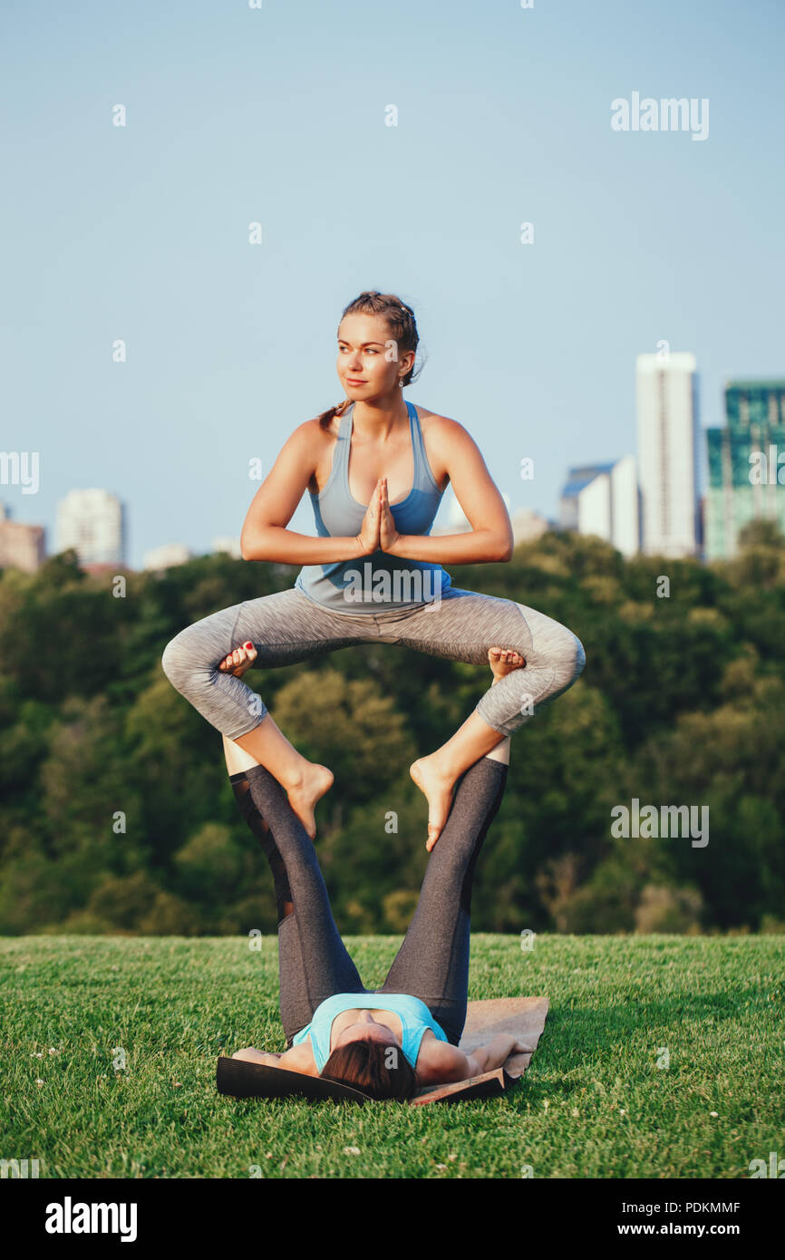 Straddle throne hi-res stock photography and images - Alamy