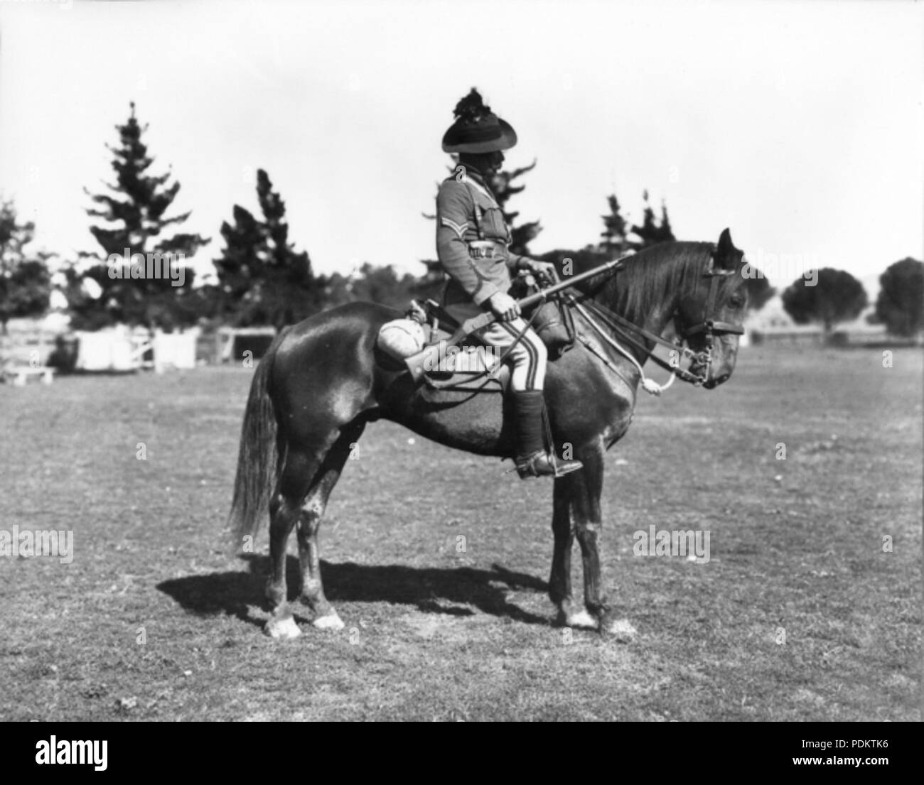 New army rifles Black and White Stock Photos & Images - Alamy
