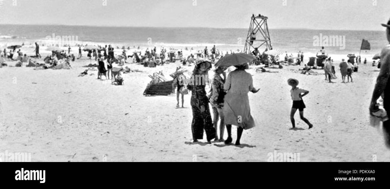 100 Queensland State Archives 1169 Southport December 1930 Stock Photo ...