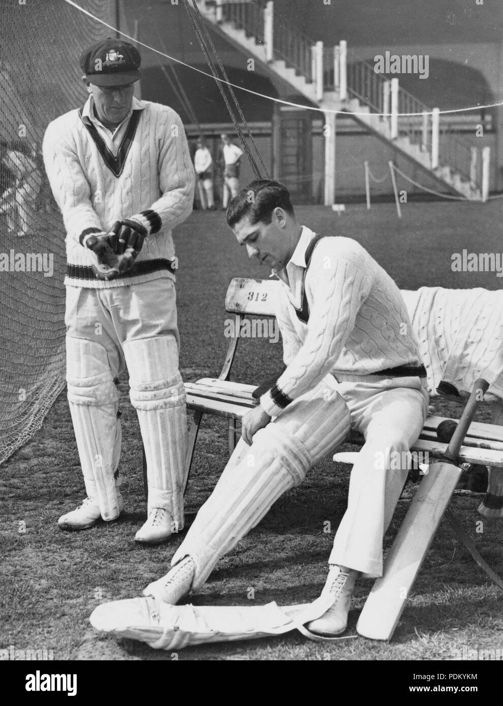 Sam neil Black and White Stock Photos & Images - Alamy