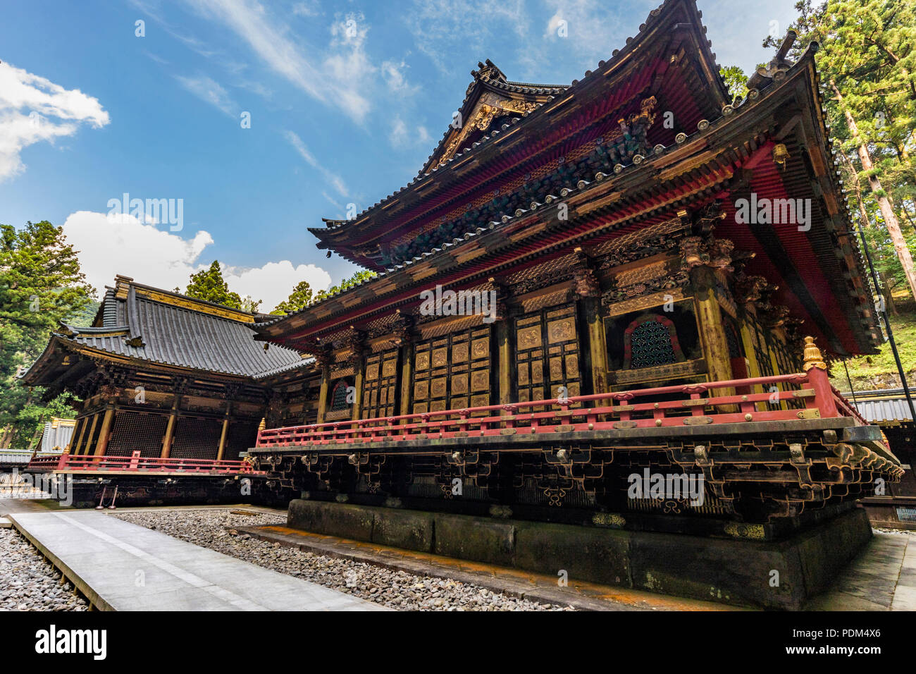 Taiyu-in at Rinnoji Nikko - Taiyuinbyo is the mausoleum of Iemitsu ...