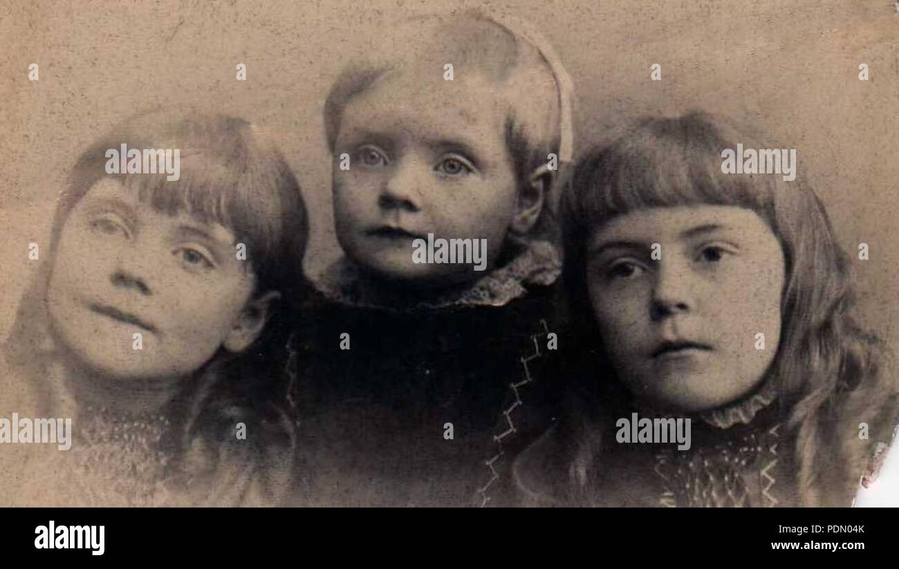 Anne O'Hare McCormick sisters Stock Photo - Alamy