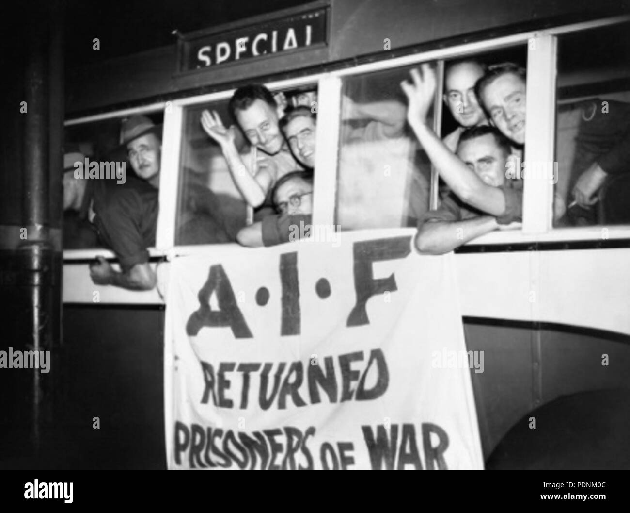 125 Returned Australian POWs Oct45 Stock Photo - Alamy