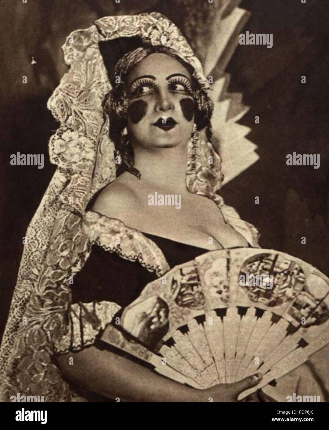 Castiza hi-res stock photography and images - Alamy