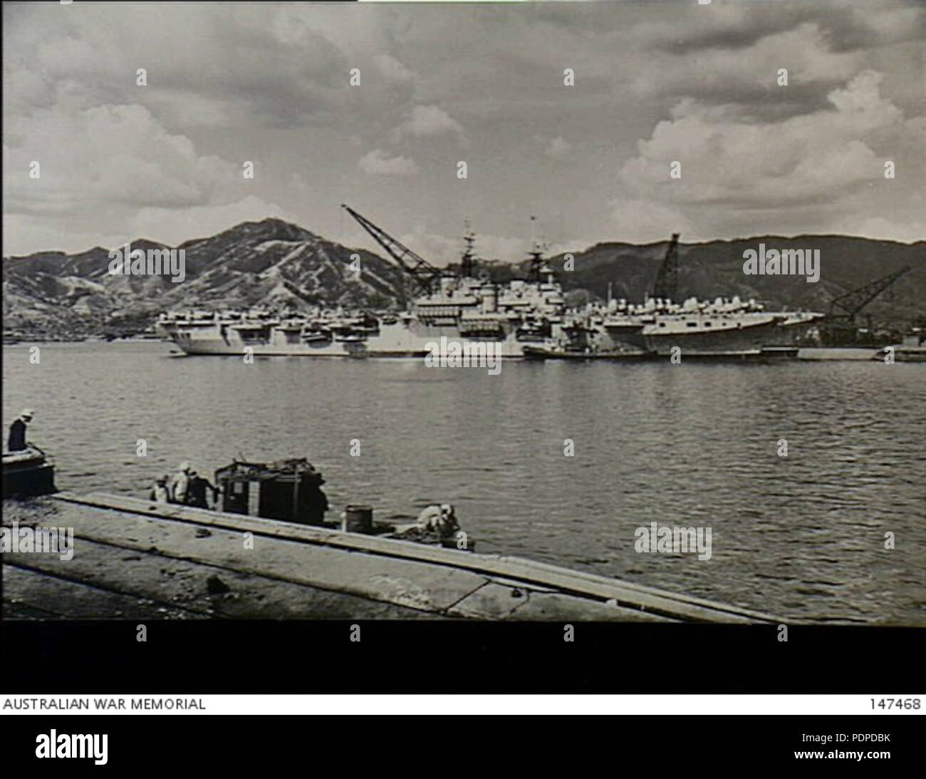 2 147468 Side view of HMAS Sydney berthed at Finger Jetty, Kure Harbour ...