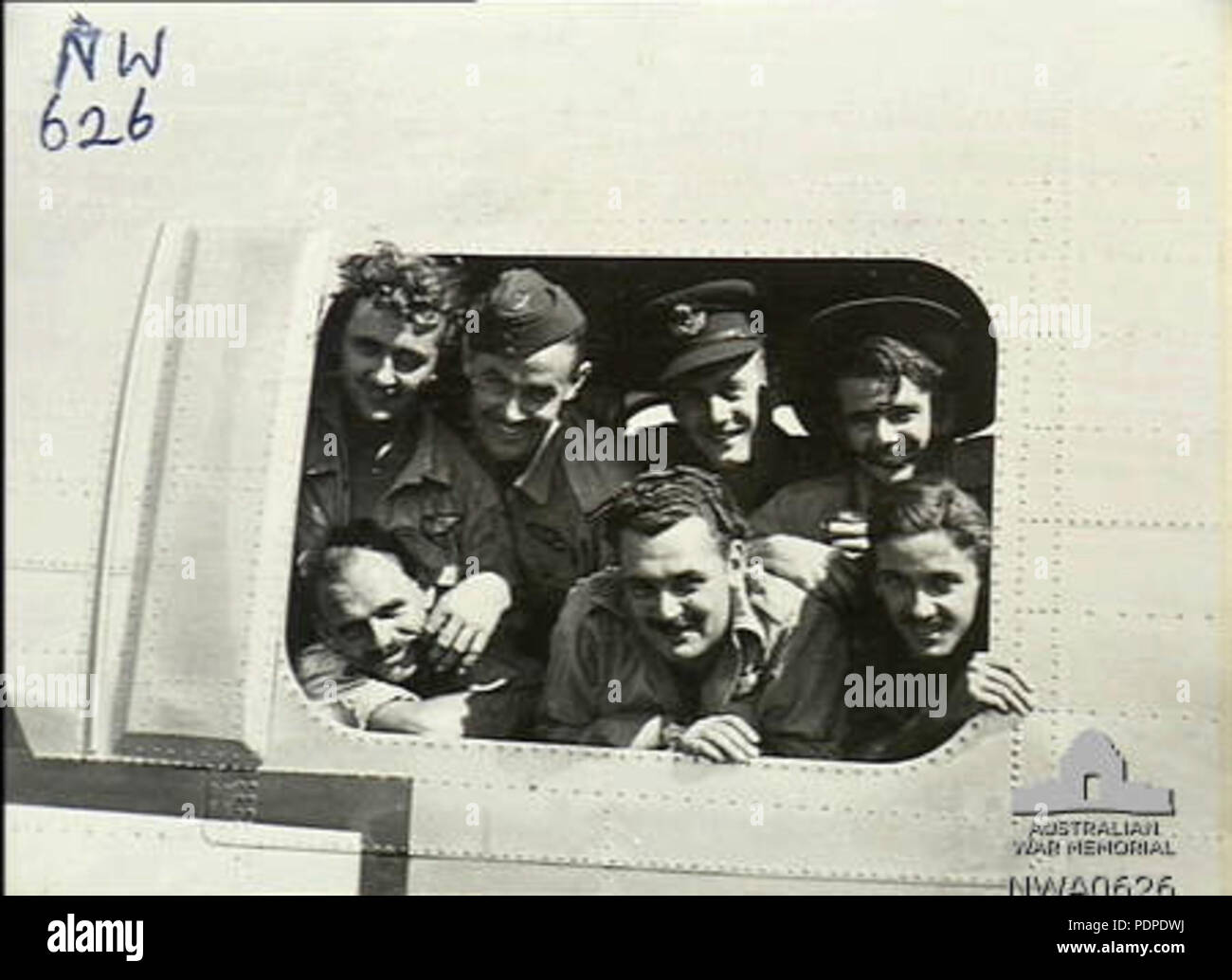 5 24 Squadron RAAF Liberator aircrew Fenton NT AWM NWA0626 Stock Photo ...
