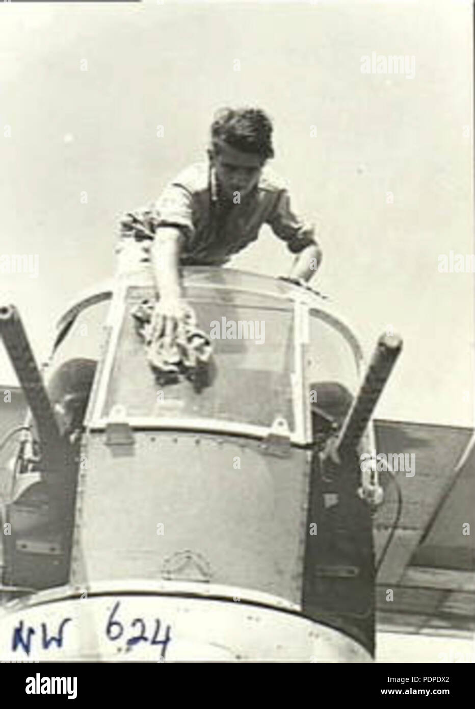 5 24 Squadron RAAF Liberator tail guns Fenton NT 1944 AWM NWA0624 Stock ...