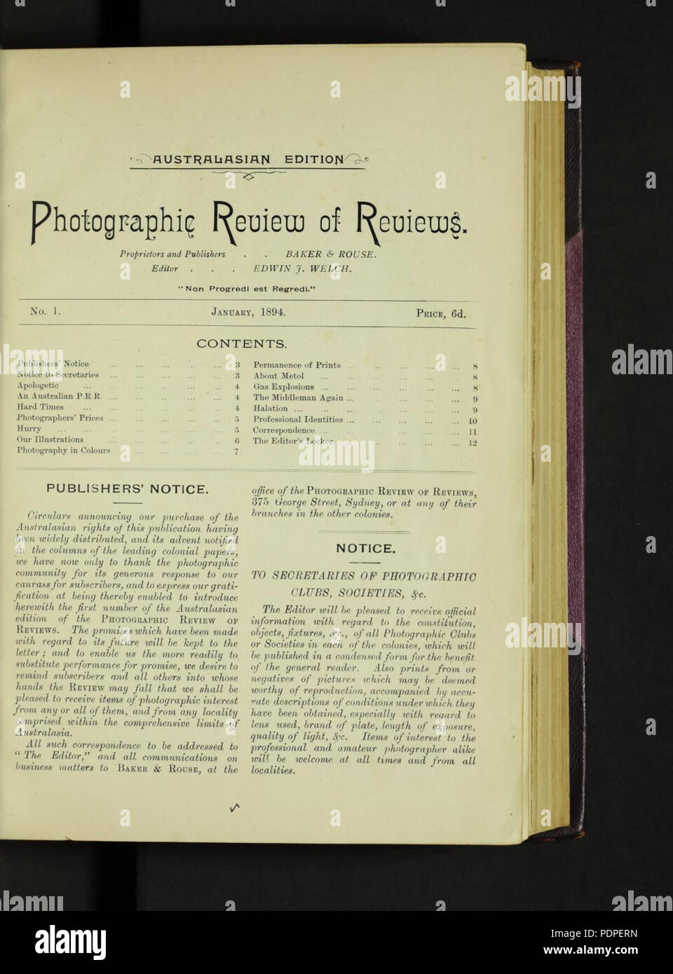 Photos review hi-res stock photography and images - Alamy