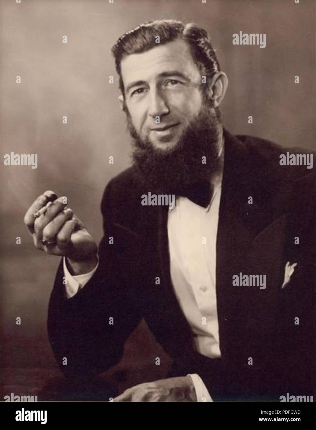 Chips rafferty hi-res stock photography and images - Alamy