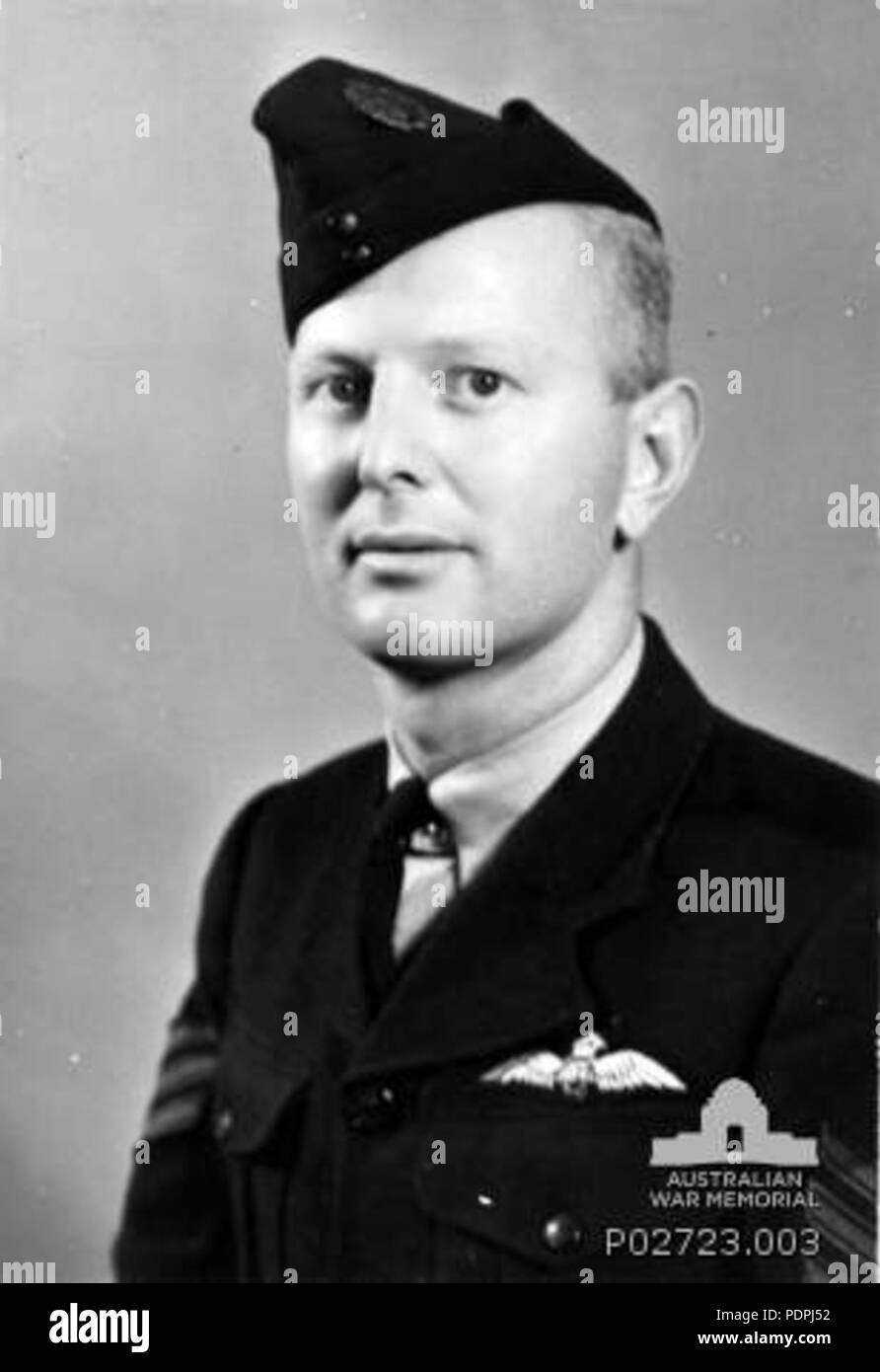 46 Flight Lieutenant Uther RAAF AWM P02723.003 Stock Photo - Alamy