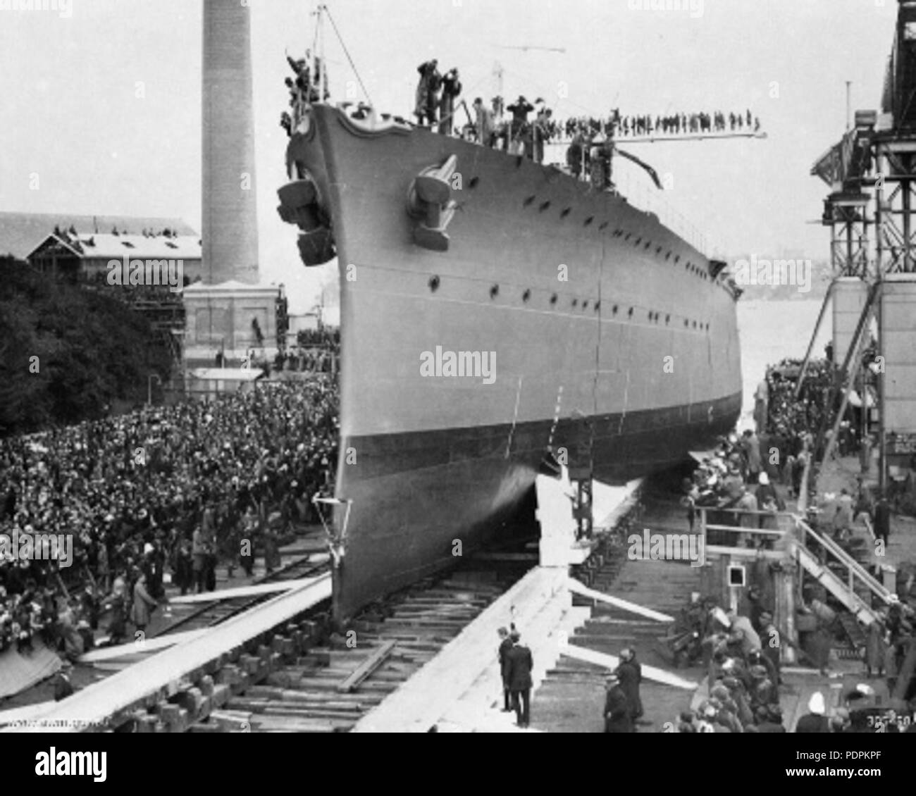 Hmas adelaide hi-res stock photography and images - Alamy
