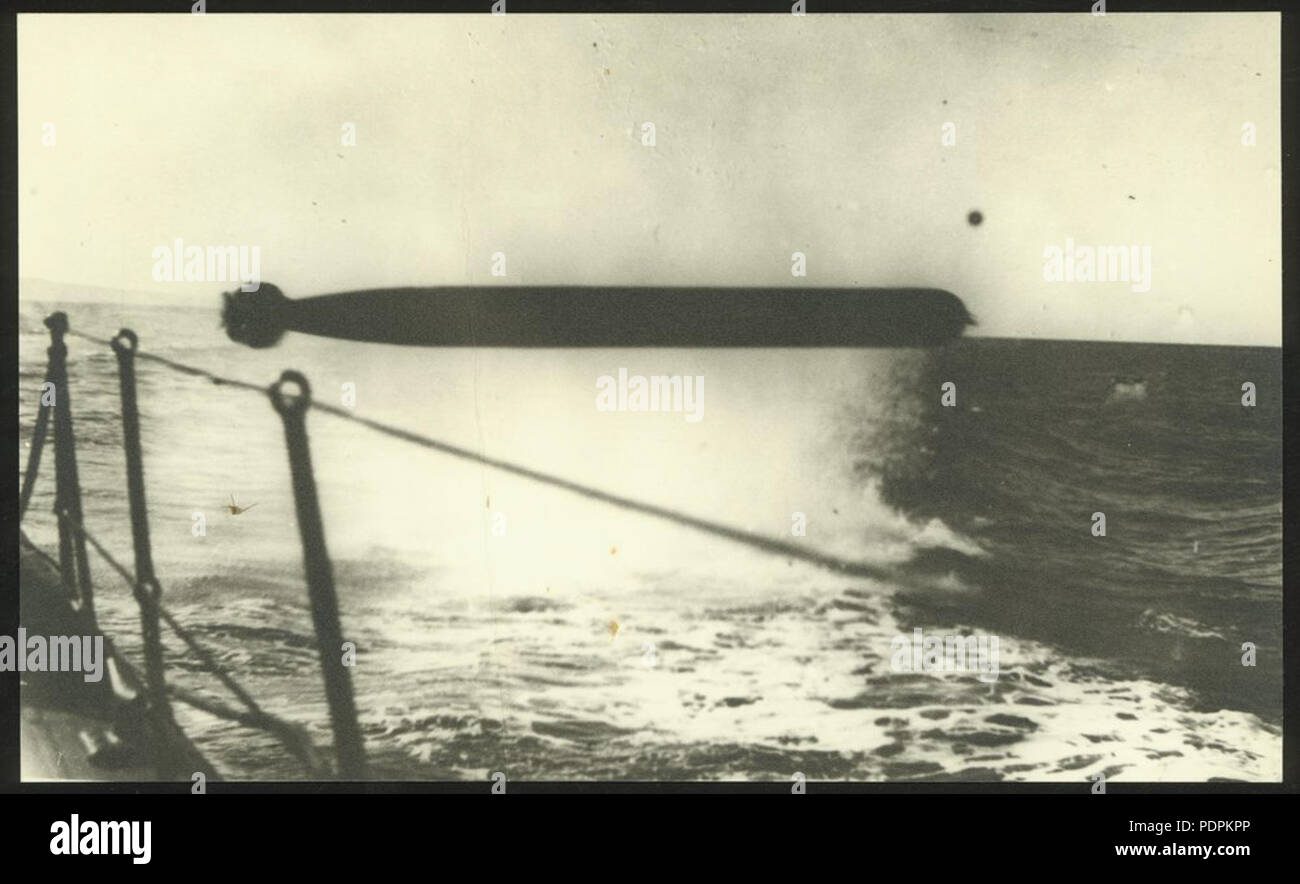 Hmas anzac hi-res stock photography and images - Alamy