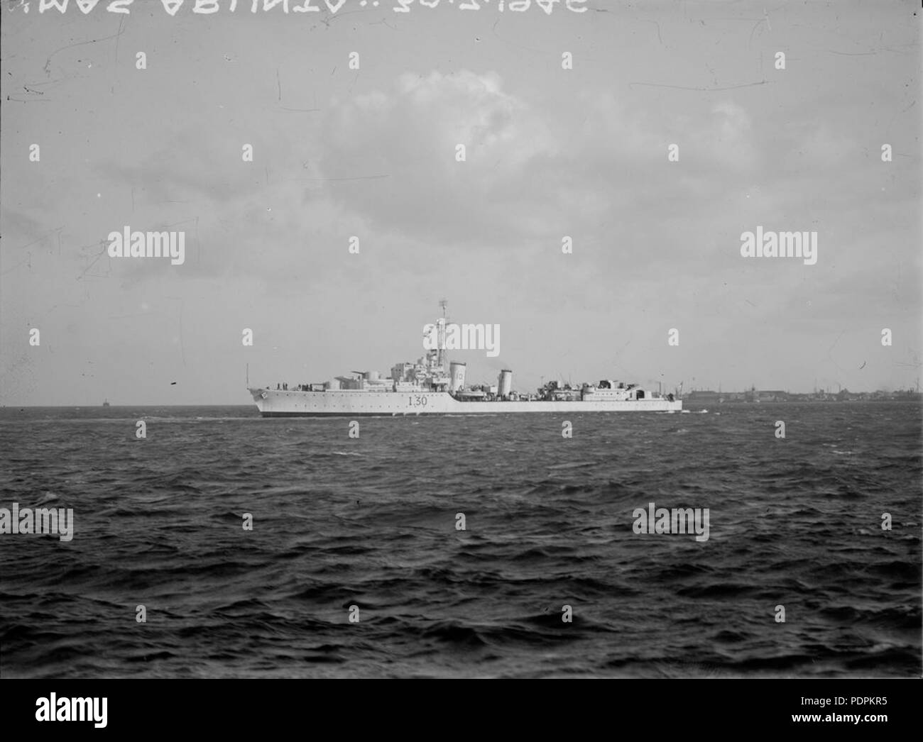 57 HMAS Arunta by Allan Green SLV Image H91.108 1091 Stock Photo - Alamy