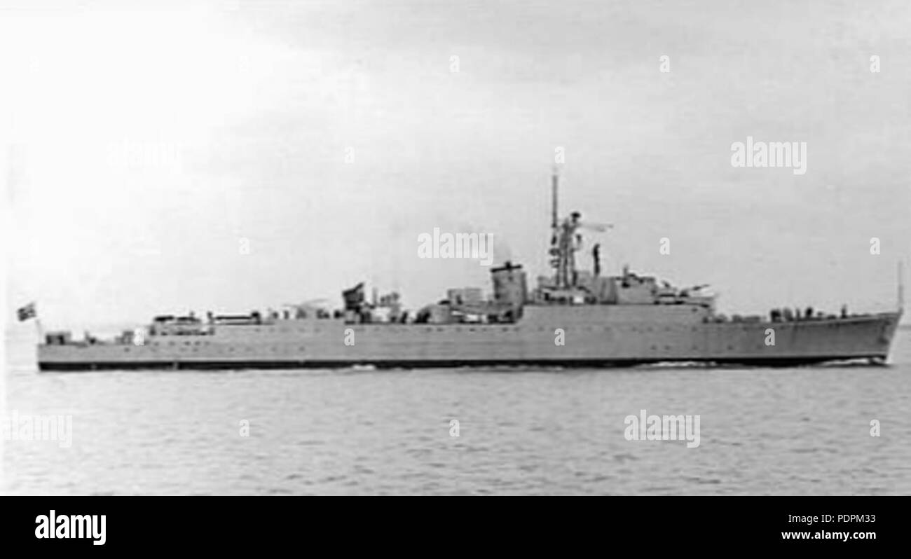 Hmas quadrant hi-res stock photography and images - Alamy