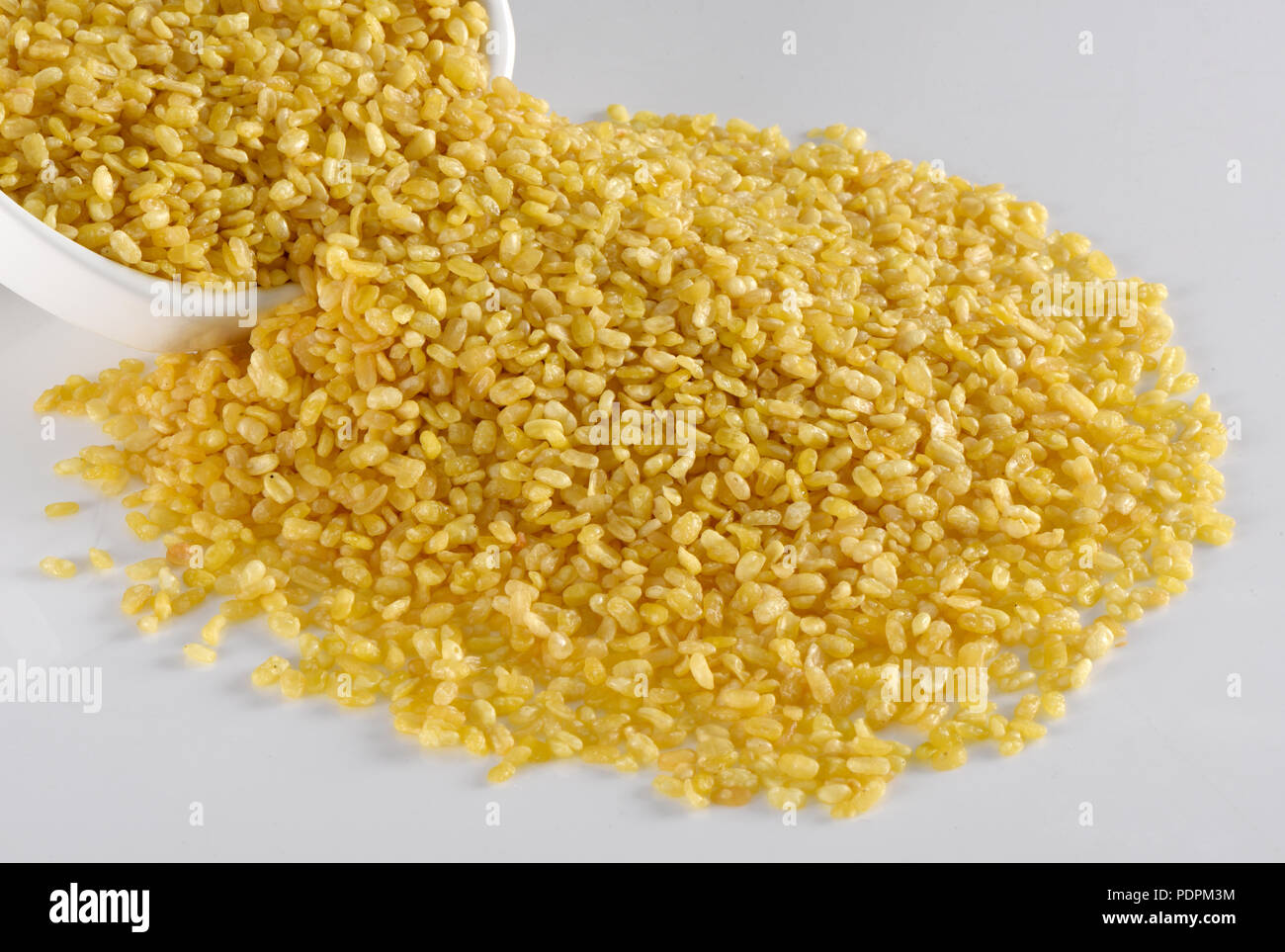 Moong dal namkeen hi-res stock photography and images - Alamy