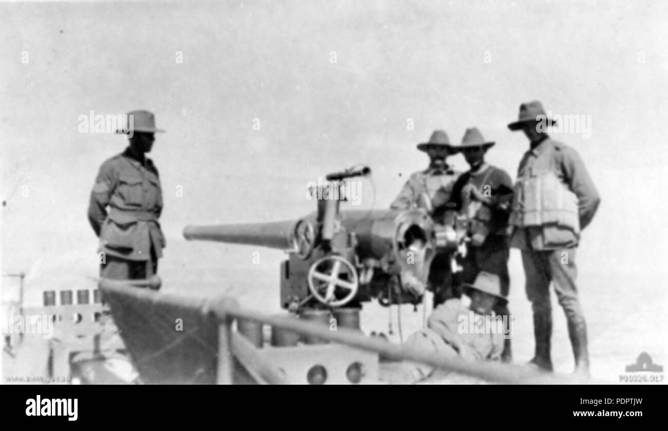 10 AIF troops with QF 4 inch Mk I-III gun 1914 AWM P00326.017 Stock ...