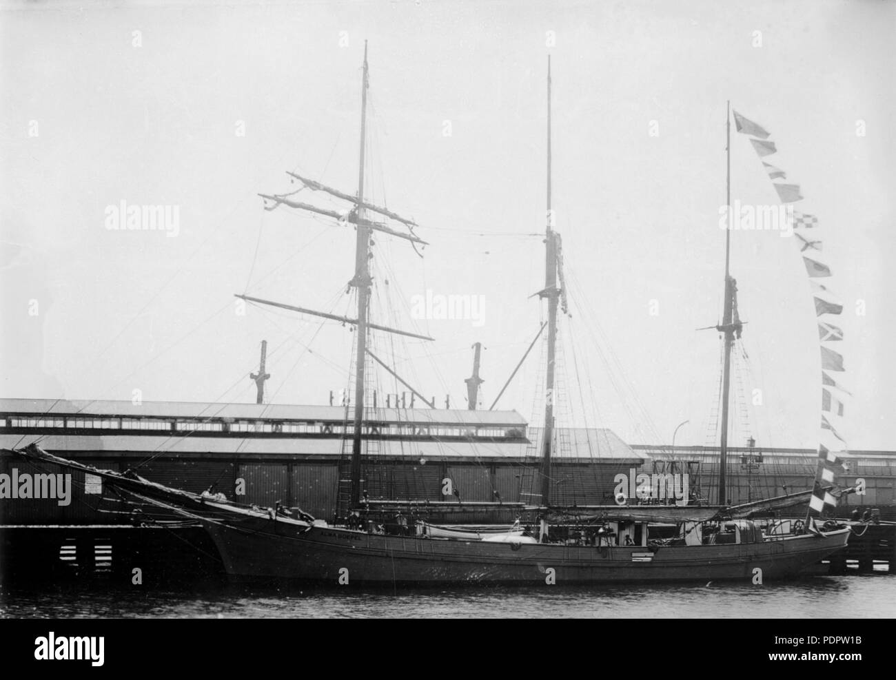 12 Alma Doepel (ship, 1903) - SLV H2009.61-56 Stock Photo - Alamy