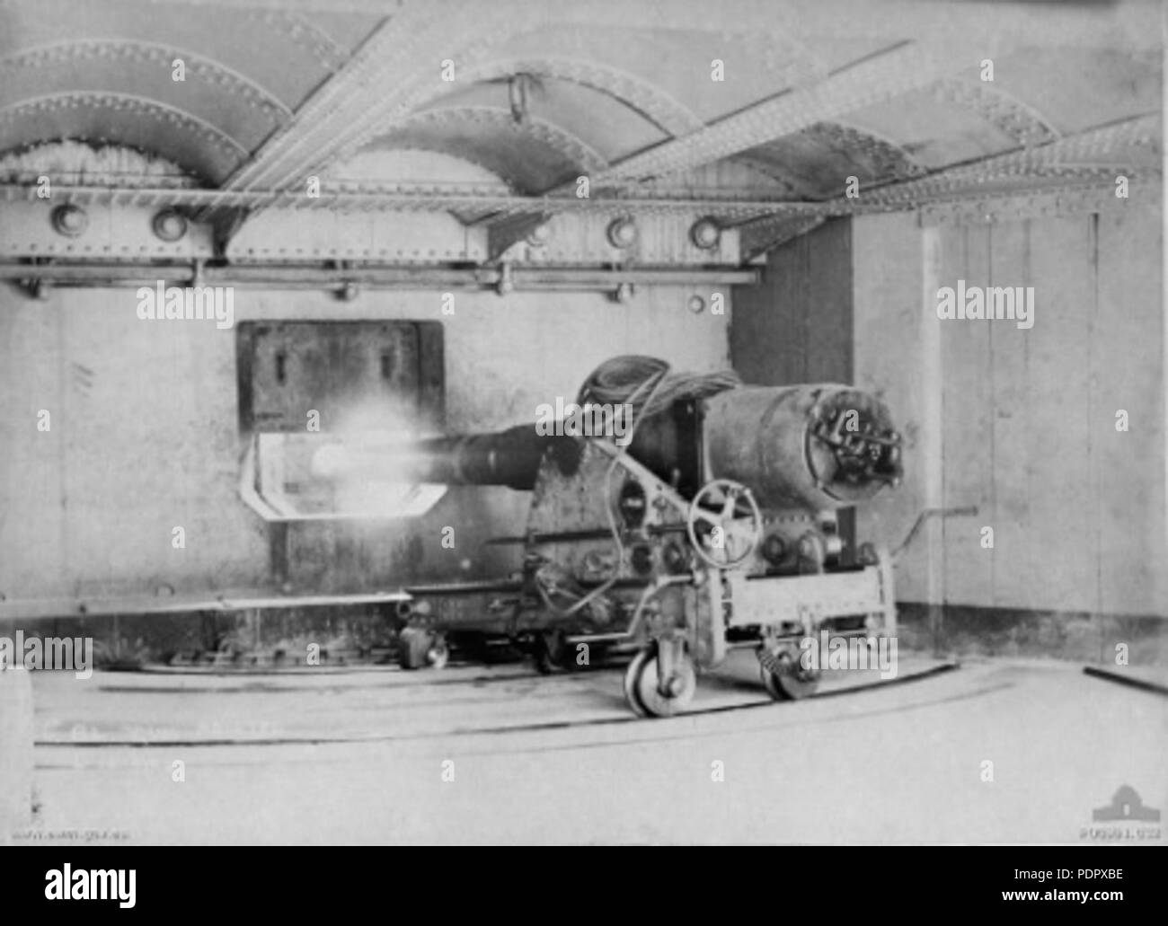 25 BL 6 inch Mk V gun Georges Head 1892 Stock Photo - Alamy