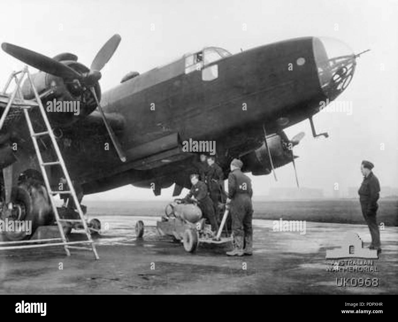 26 Bombing up 466 Squadron RAAF Halifax at Leconfield AWM UK0968 Stock ...