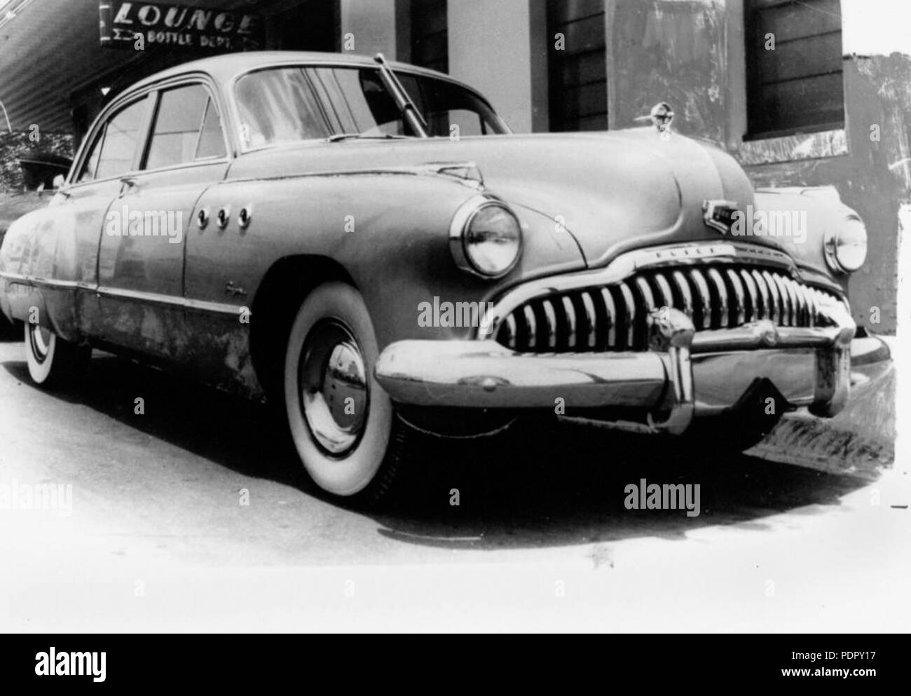 Retro classic car buick Black and White Stock Photos & Images - Alamy