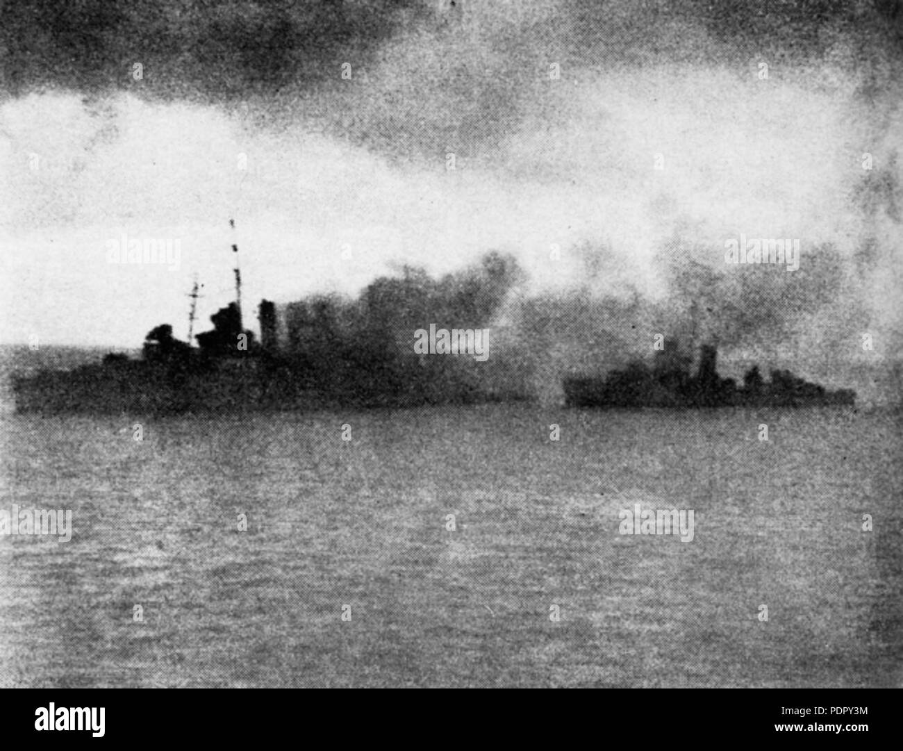 Us destroyers hi-res stock photography and images - Alamy