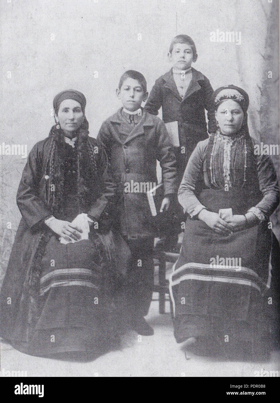 Popov hi-res stock photography and images - Alamy