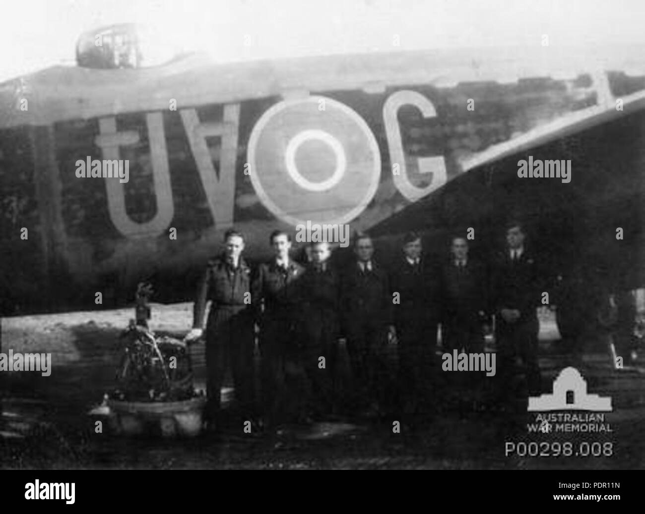 49 G for George aircrew AWM P00298.008 Stock Photo - Alamy