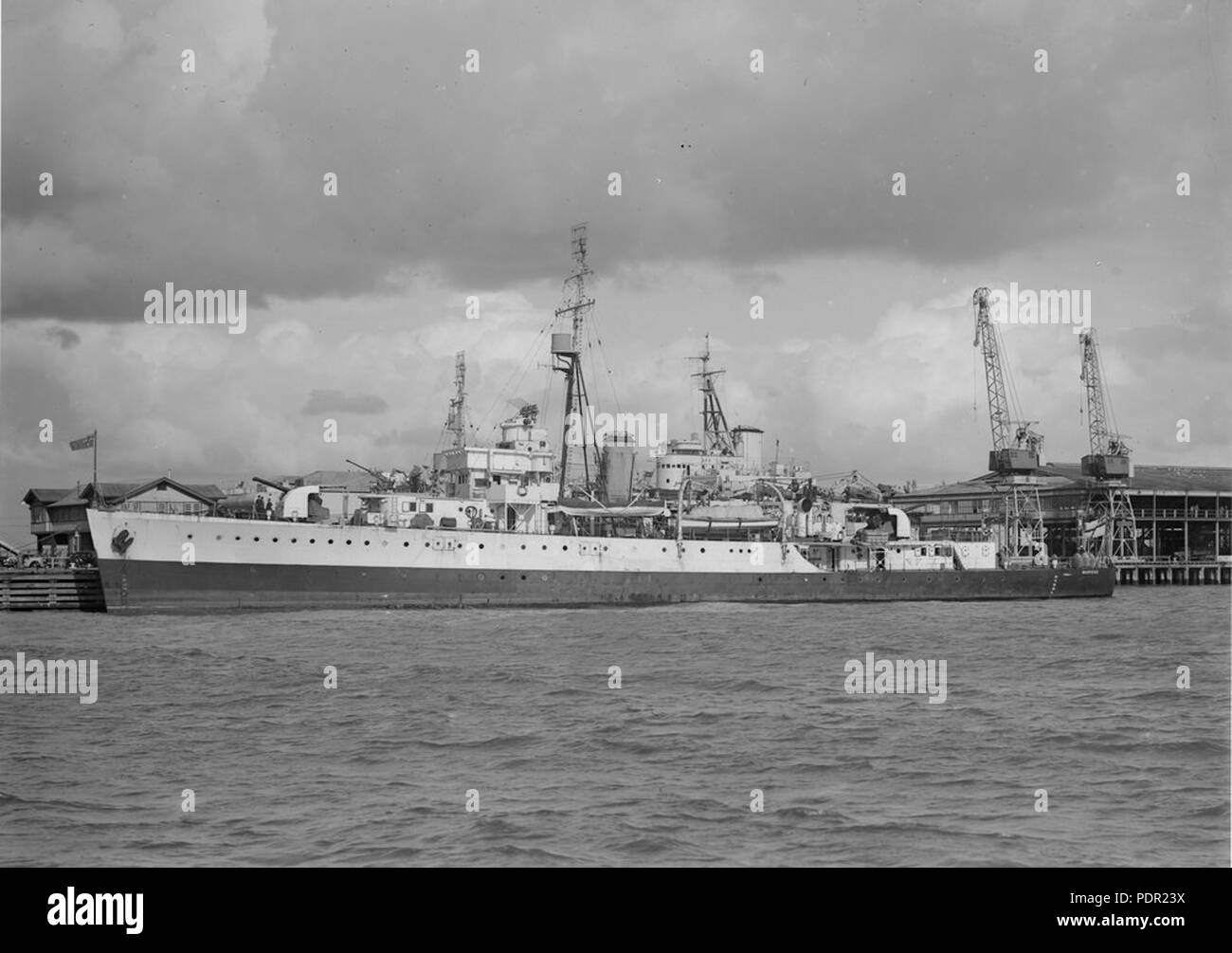 Hmas swan hi-res stock photography and images - Alamy