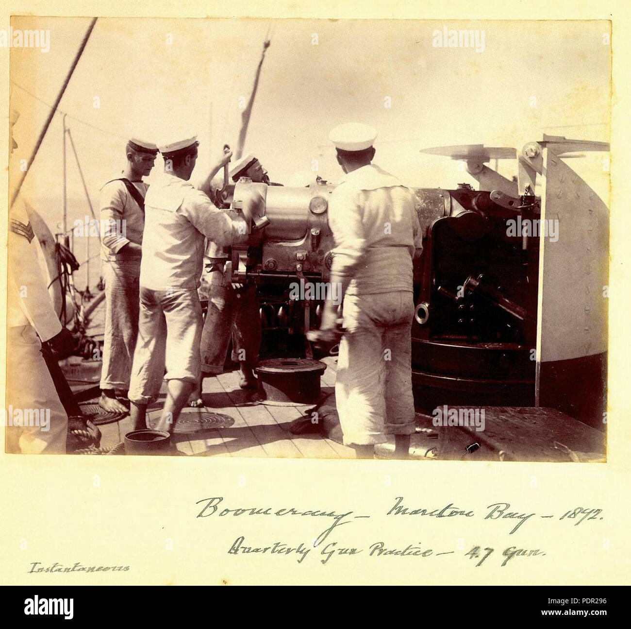 7 inch gun hi-res stock photography and images - Alamy