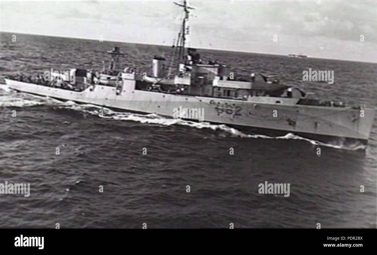 Hms magpie hi-res stock photography and images - Alamy