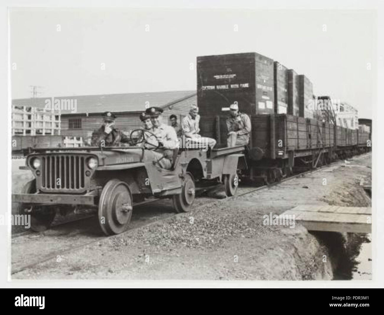 70 Jeep train in Brisbane Stock Photo - Alamy
