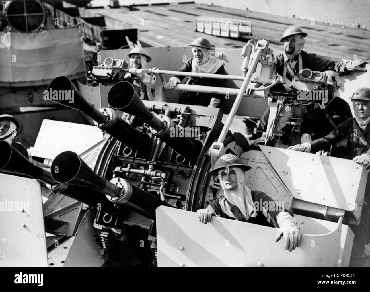 87 Multiple pom-poms on HMAS Napier WWII-2 Stock Photo - Alamy