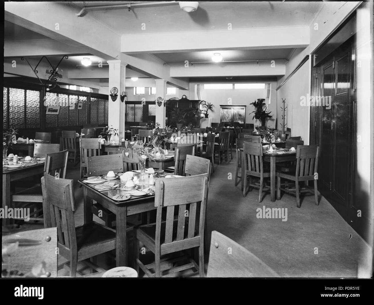 Room of restaurant Black and White Stock Photos & Images - Alamy