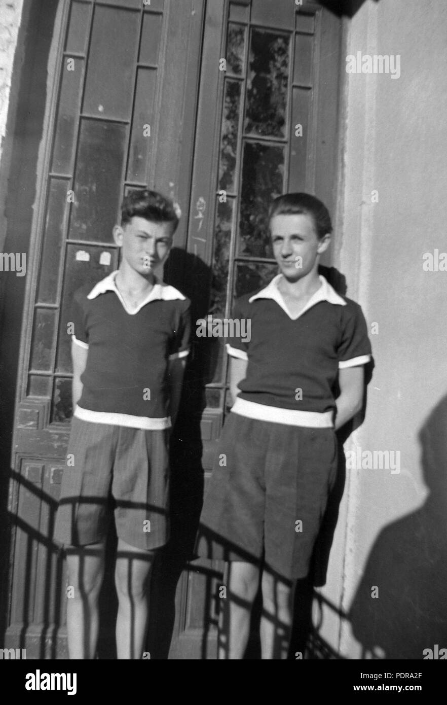 Modern balcony people Black and White Stock Photos & Images - Alamy