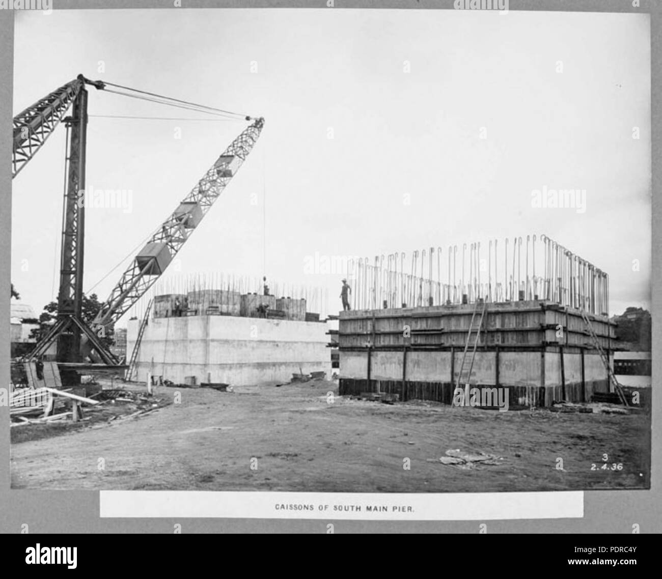 2 caissons hi-res stock photography and images - Alamy