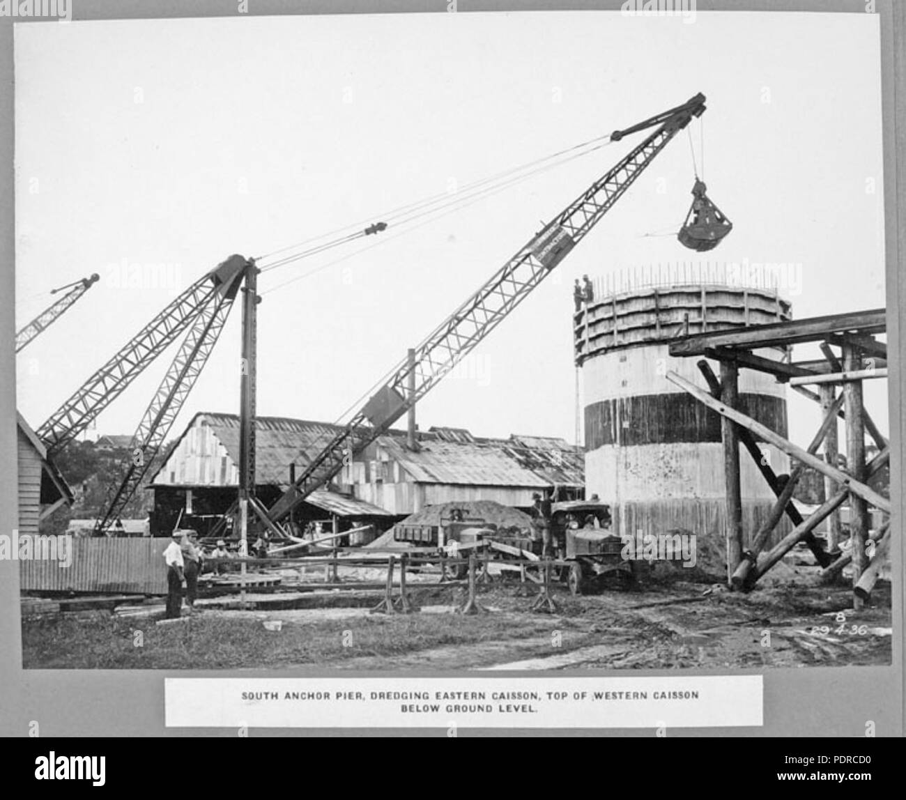 Dredging anchor Black and White Stock Photos & Images - Alamy