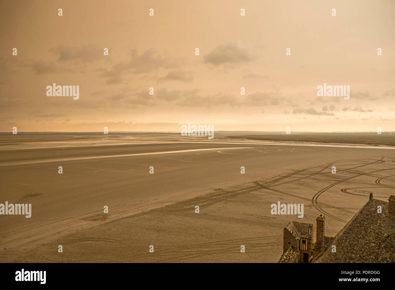 Le Mont Saint-Michel (Saint Michael's Mount), Normandy, north-western ...