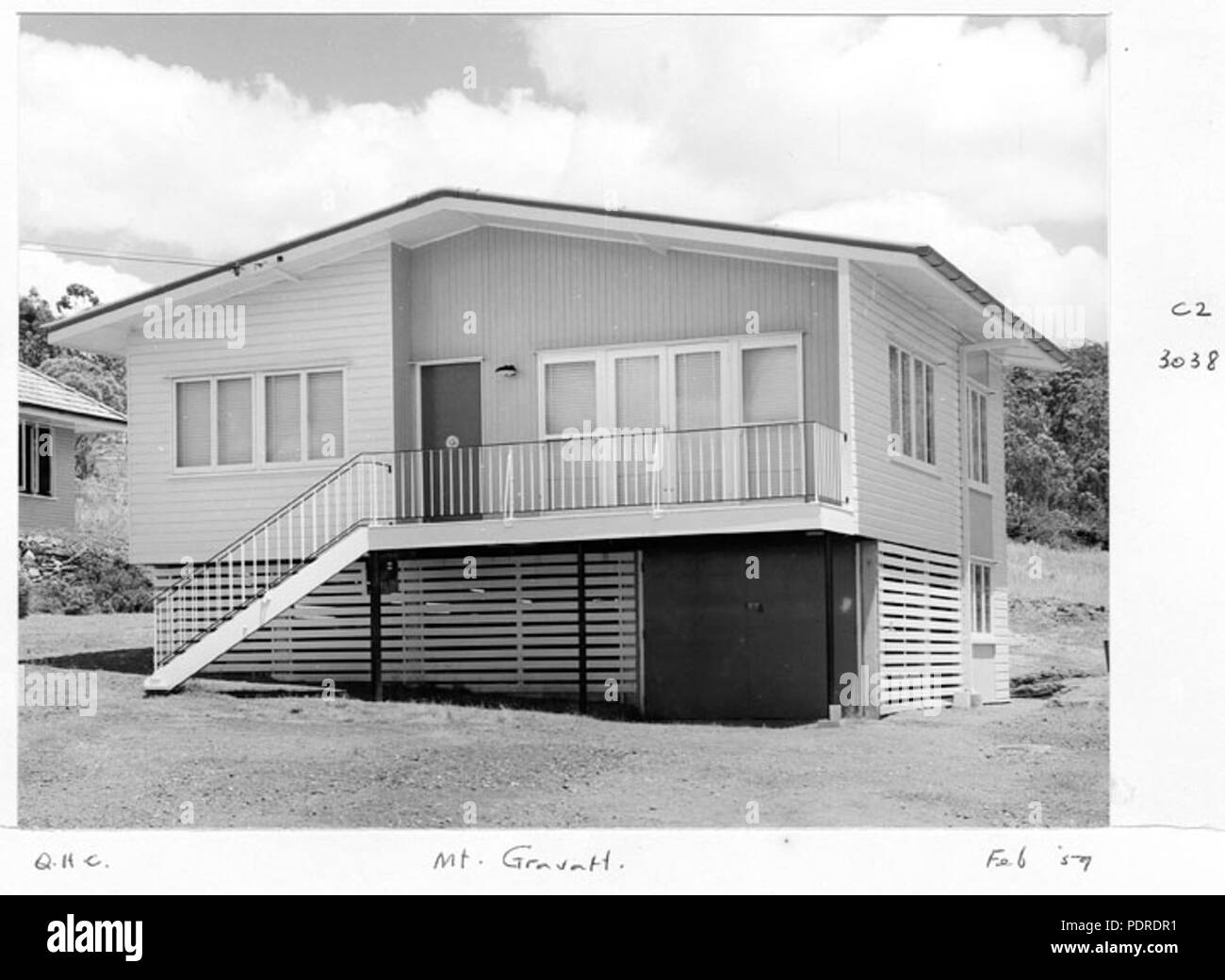 Queensland housing commission dwelling Black and White Stock Photos ...