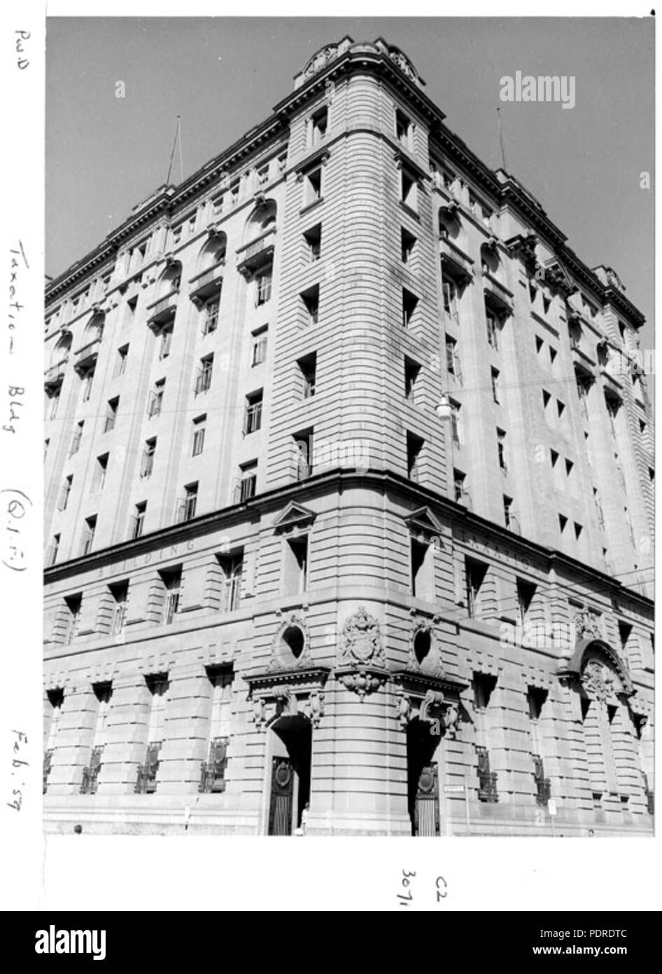 Taxation building hi-res stock photography and images - Alamy