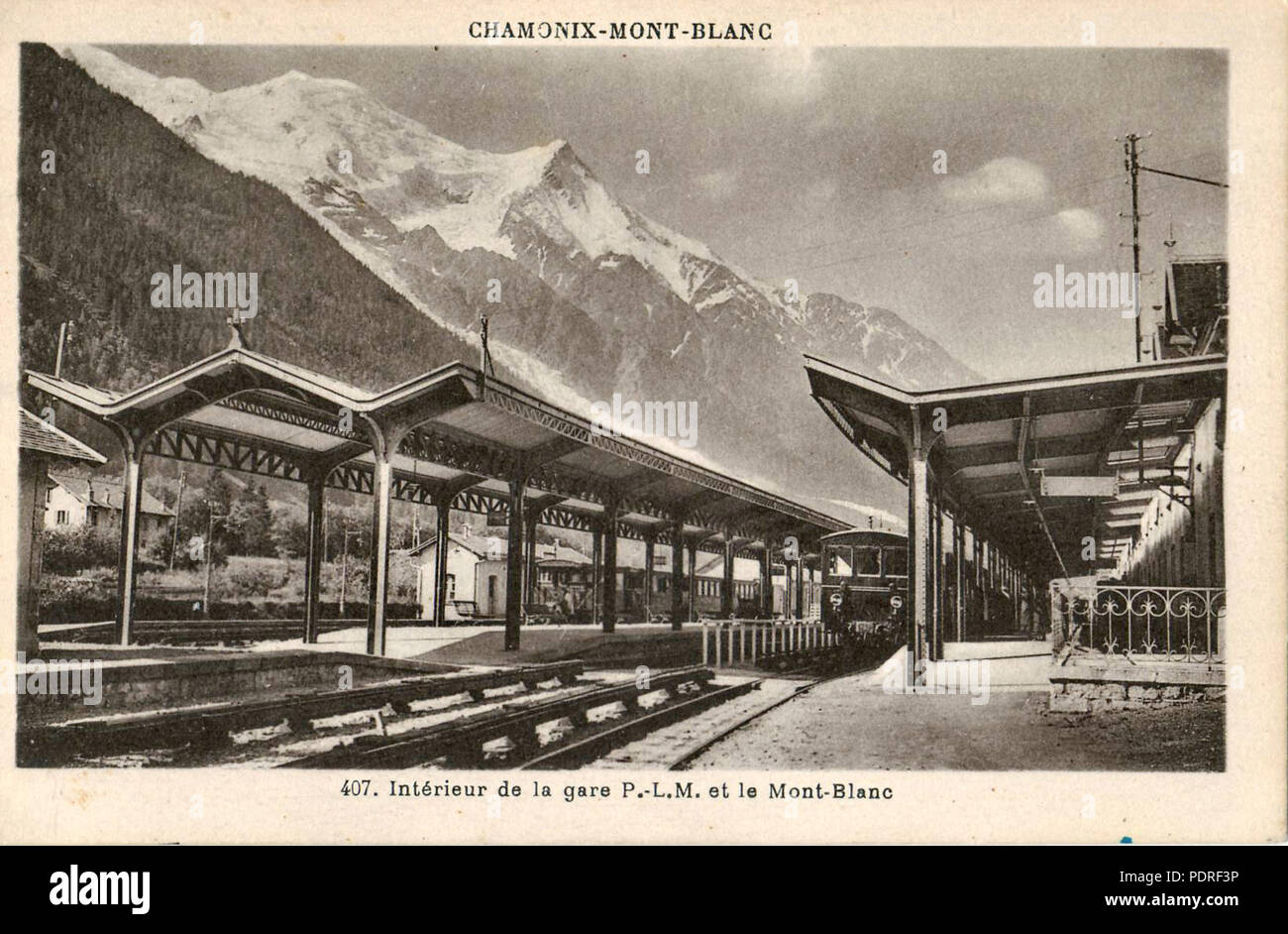 160 INCONNU 407 - CHAMONIX - MONT-BLANC - Intérieur de la gare PLM et ...