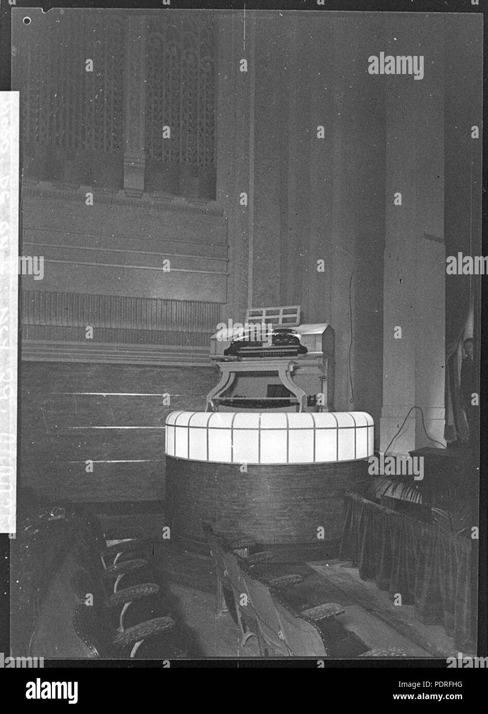 Musical opening night Black and White Stock Photos & Images - Alamy