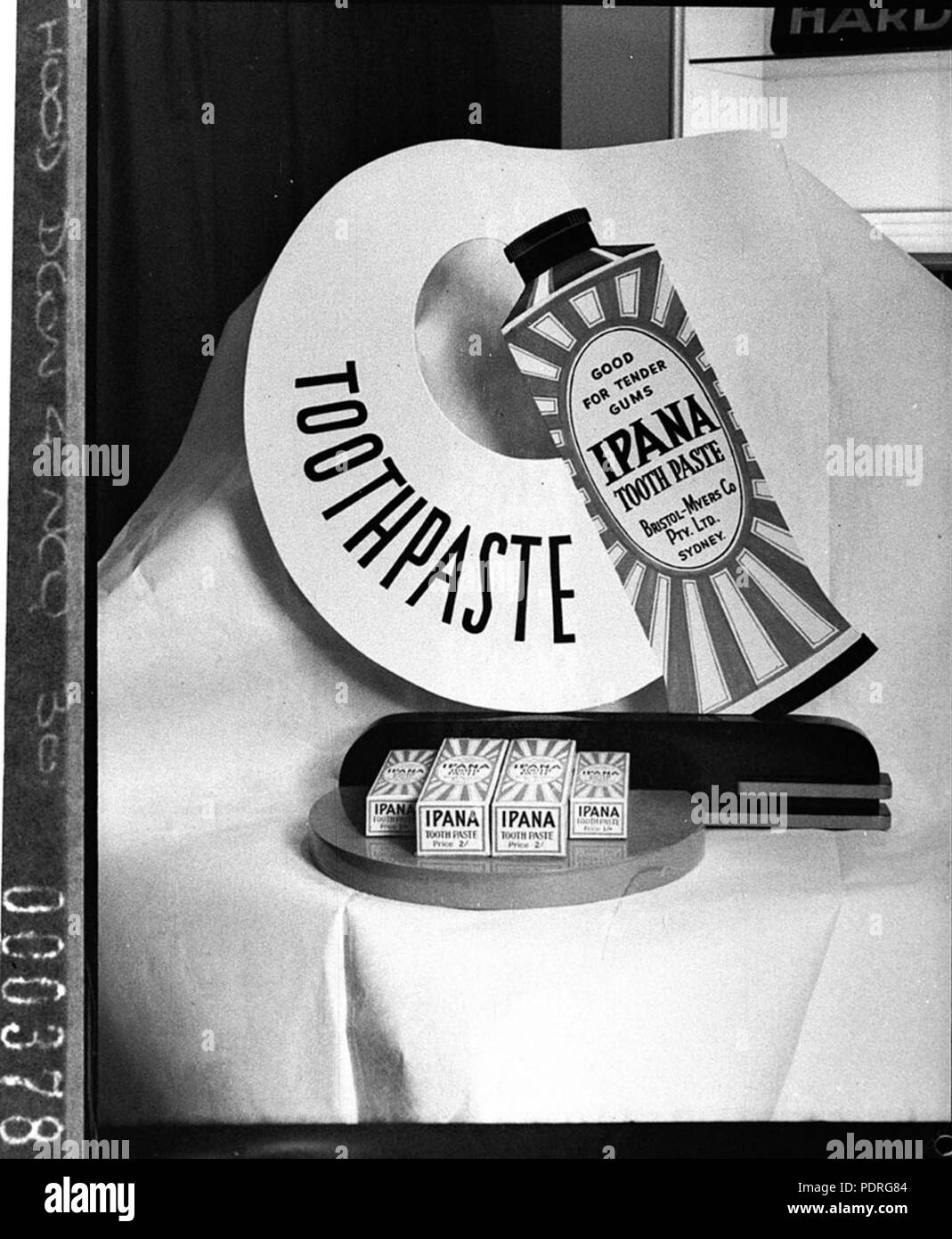 Toothpaste display Black and White Stock Photos & Images - Alamy
