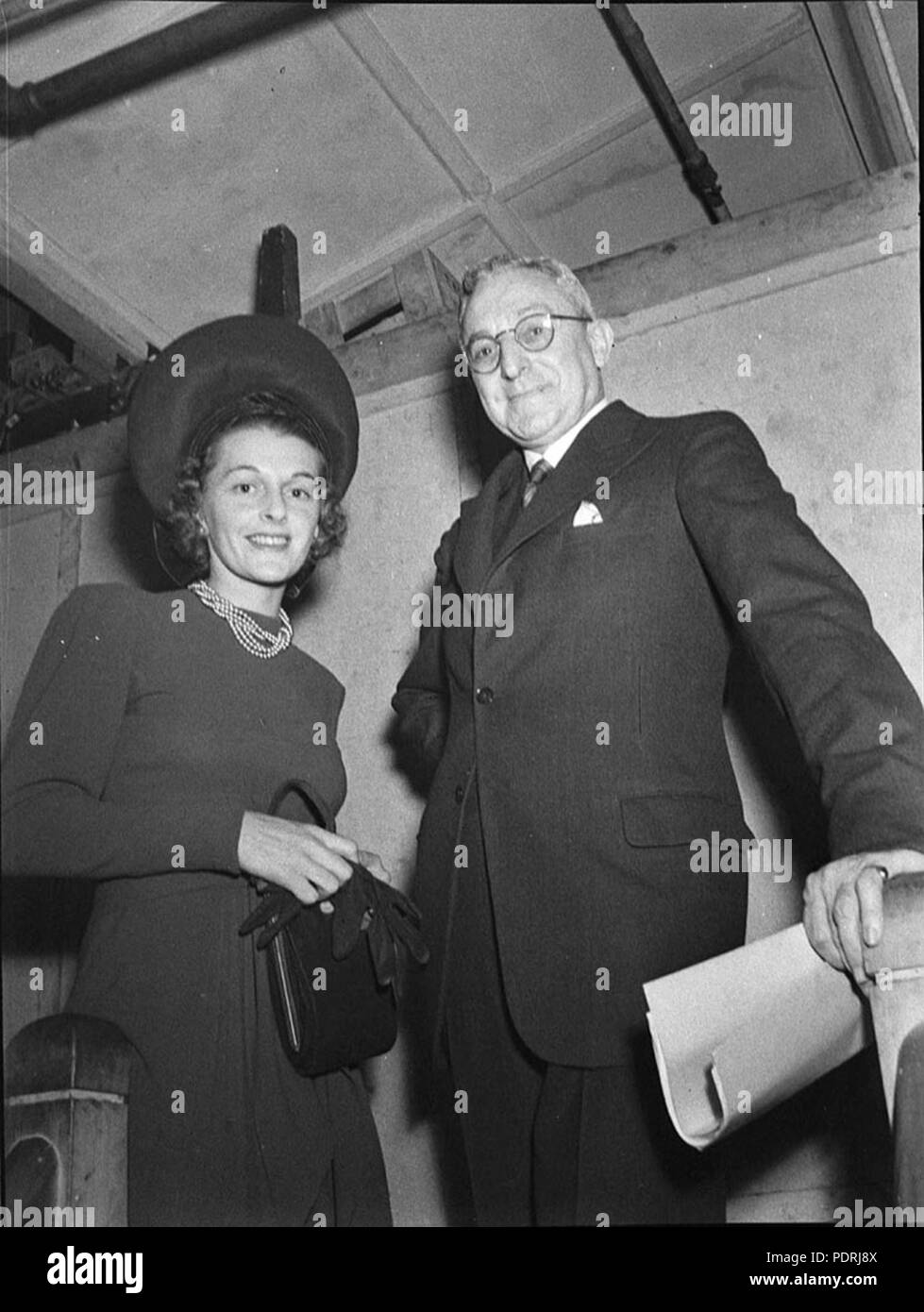 144 SLNSW 25150 Patricia and Pat Minchin Stock Photo - Alamy