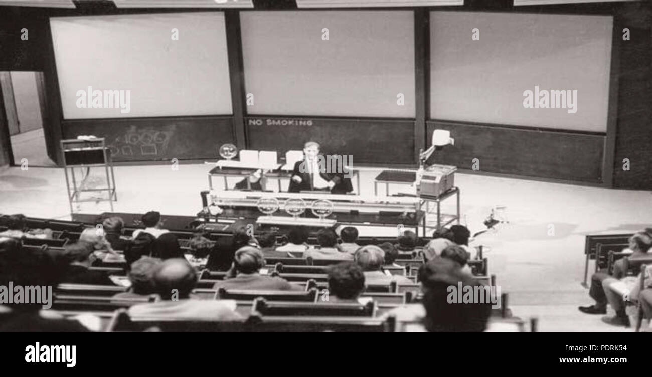 First lecture hi-res stock photography and images - Alamy