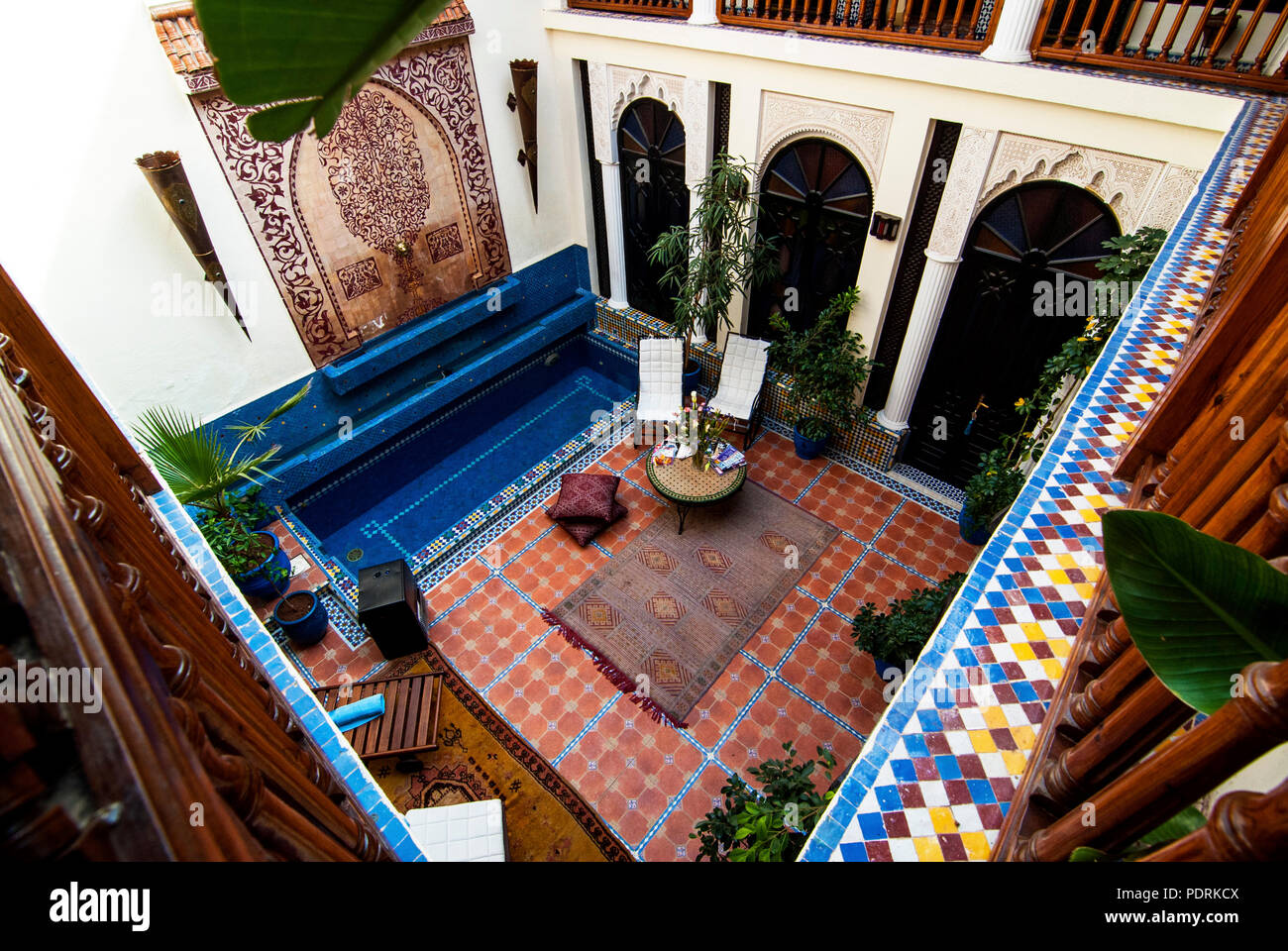 Riad courtyard pool hi-res stock photography and images - Alamy