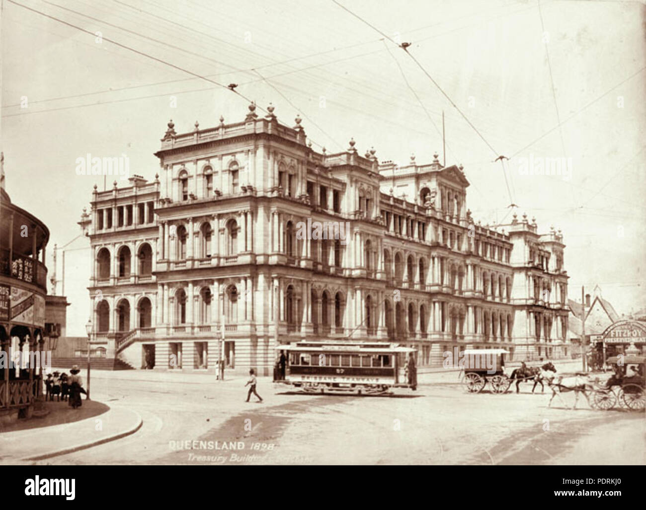 State treasury building hi-res stock photography and images - Alamy